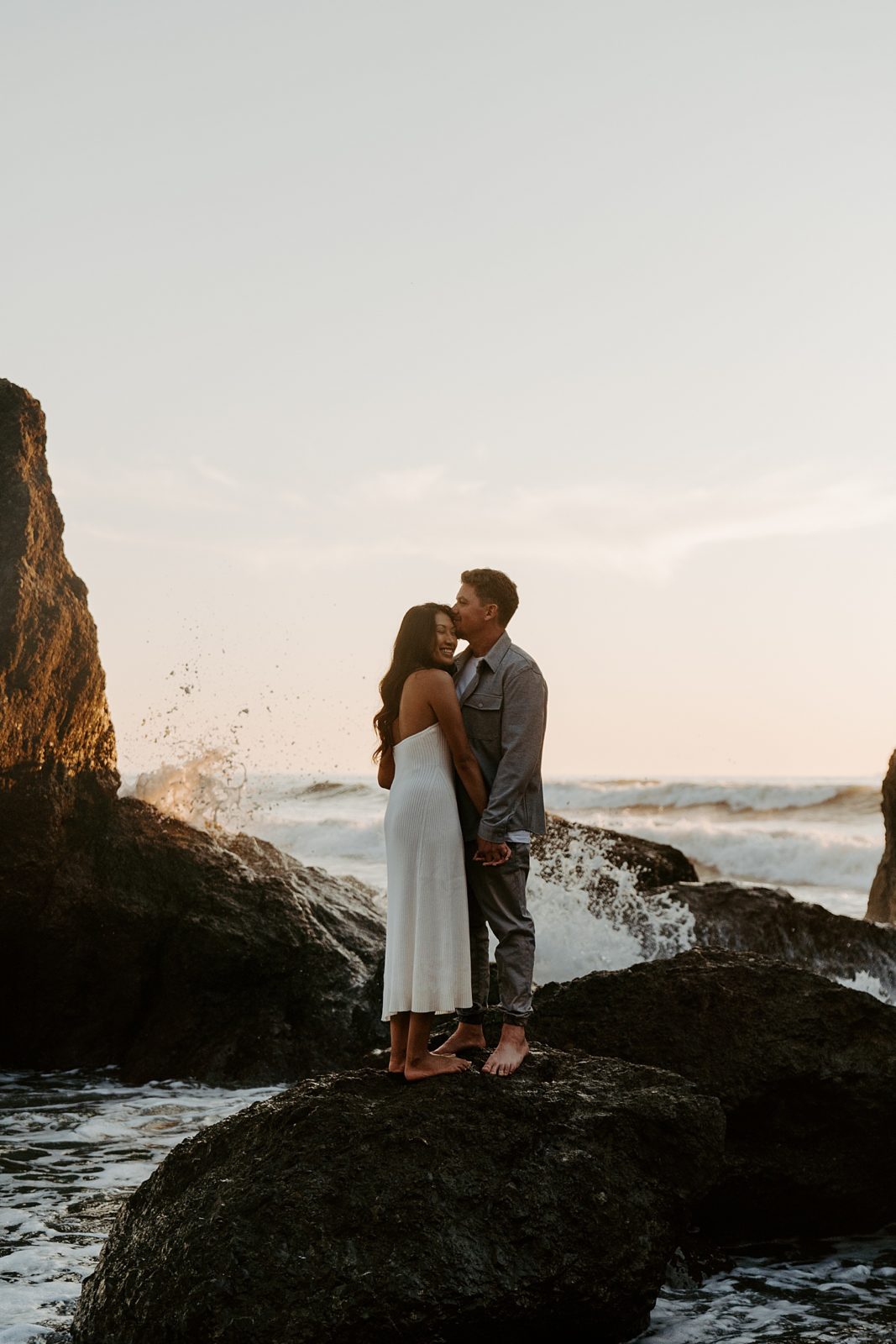 Ruby Beach Washington Coast Engagement - venturetoelope.com