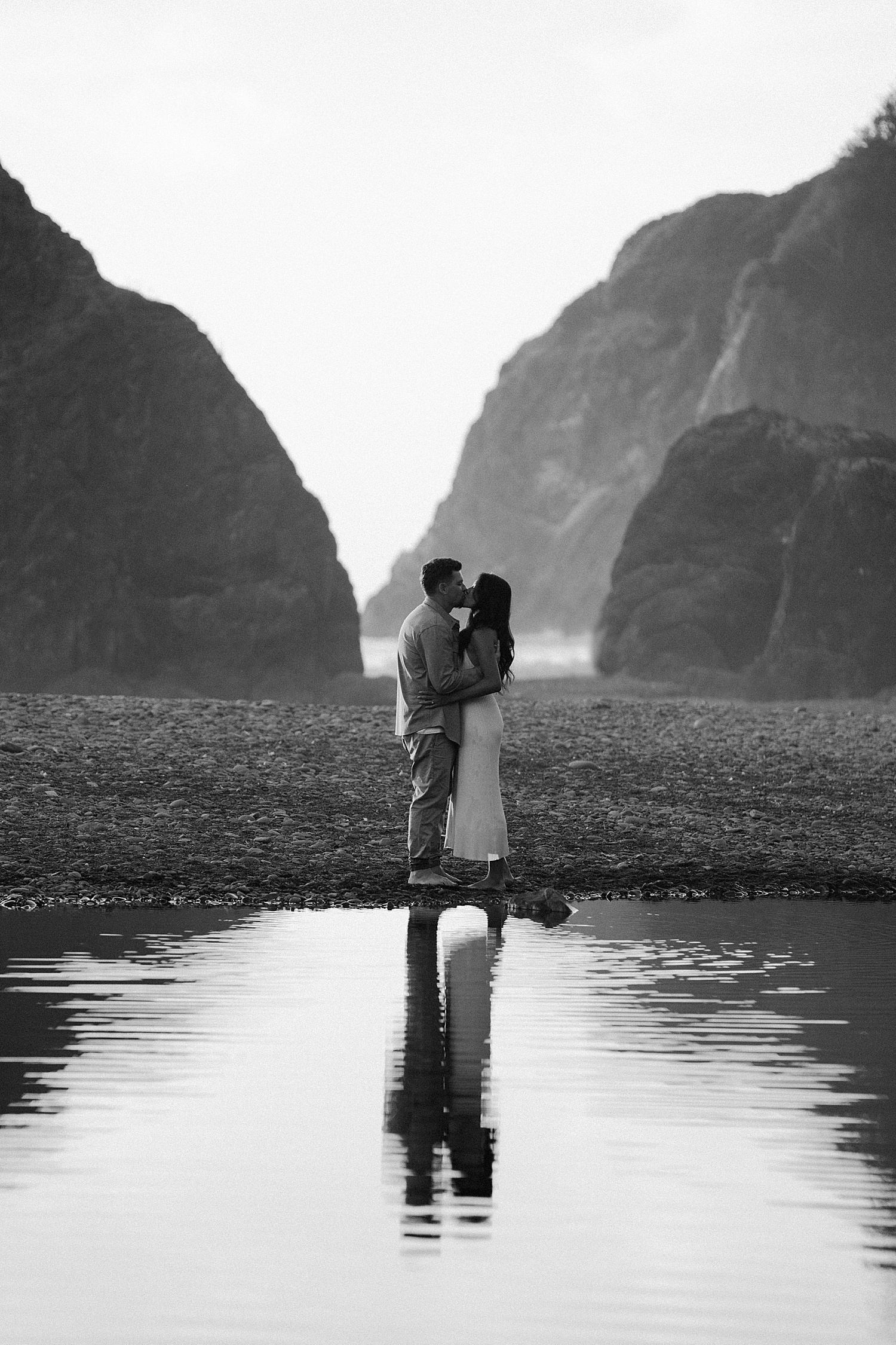 Ruby Beach Washington Coast Engagement - venturetoelope.com
