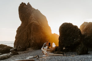 Ruby Beach Washington Coast Engagement - venturetoelope.com